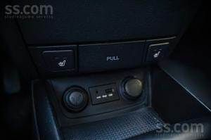 Brown Hyundai i30 2011 in Riga, with an engine capacity of 1.40 L and mileage of 239 thousand km for 1490 €, photo 15 on AUTOMOTO.COM.LV