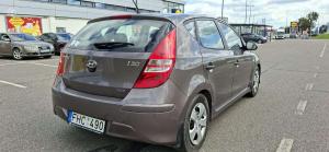 Brūns Hyundai i30 2011 Viļņa, ar dzinēja tilpumu 1.40 L un nobraukumu 135 tūkst. km par 2350 €, foto 4 vietnē AUTOMOTO.COM.LV