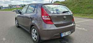 Brūns Hyundai i30 2011 Viļņa, ar dzinēja tilpumu 1.40 L un nobraukumu 135 tūkst. km par 2350 €, foto 6 vietnē AUTOMOTO.COM.LV