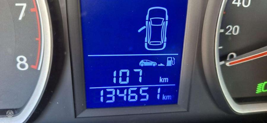 Brūns Hyundai i30 2011 Viļņa, ar dzinēja tilpumu 1.40 L un nobraukumu 135 tūkst. km par 2350 €, foto 13 vietnē AUTOMOTO.COM.LV