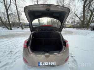 Brown Hyundai i30 2012 in Riga, with an engine capacity of 1.40 L and mileage of 230 thousand km for 3500 €, photo 4 on AUTOMOTO.COM.LV