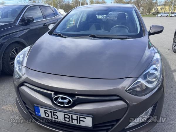 Brūns Hyundai i30 2012 Tallina, ar dzinēja tilpumu 1.40 L un nobraukumu 175 tūkst. km par 3200 €, foto 1 vietnē AUTOMOTO.COM.LV