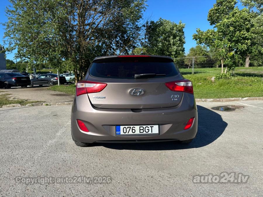 Коричневый Хендай i30 2012 в Таллин, объемом двигателя 1.40 л и пробегом 204 тыс. км за 3500 €, фото 18 на AUTOMOTO.COM.LV