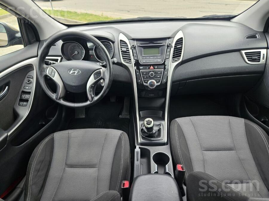 Brūns Hyundai i30 2012 Rīga, ar dzinēja tilpumu 1.60 L un nobraukumu 247 tūkst. km par 3600 €, foto 8 vietnē AUTOMOTO.COM.LV