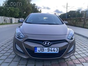 Brūns Hyundai i30 2012 Rīga, ar dzinēja tilpumu 1.40 L un nobraukumu 208 tūkst. km par 3000 €, foto  vietnē AUTOMOTO.COM.LV