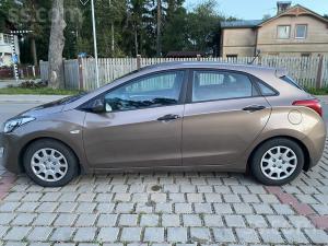 Brown Hyundai i30 2012 in Riga, with an engine capacity of 1.40 L and mileage of 208 thousand km for 3000 €, photo 6 on AUTOMOTO.COM.LV