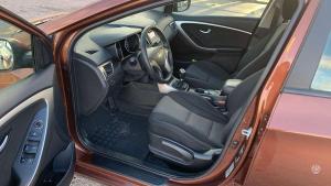 Brown Hyundai i30 2013 in Marijampole, with an engine capacity of 1.59 L and mileage of 200 thousand km for 4300 €, photo 9 on AUTOMOTO.COM.LV