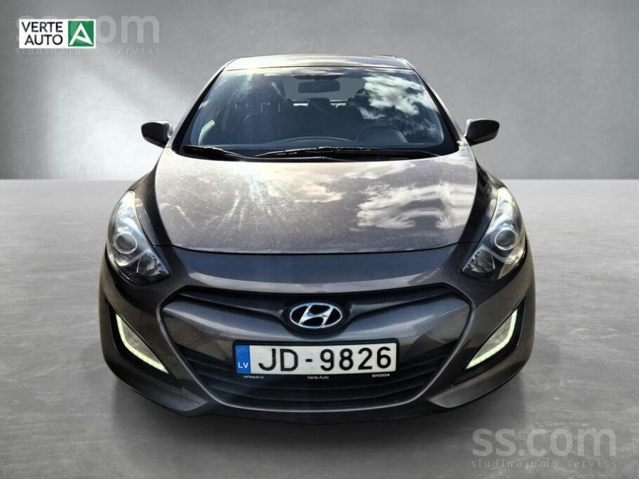 Коричневый Хендай i30 2013 в Рига, объемом двигателя 1.40 л и пробегом 130 тыс. км за 3490 €, фото 3 на AUTOMOTO.COM.LV