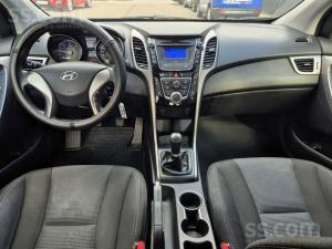 Коричневый Хендай i30 2013 в Рига, объемом двигателя 1.40 л и пробегом 130 тыс. км за 3490 €, фото 9 на AUTOMOTO.COM.LV