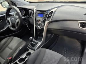 Коричневый Хендай i30 2013 в Рига, объемом двигателя 1.40 л и пробегом 130 тыс. км за 3490 €, фото 10 на AUTOMOTO.COM.LV