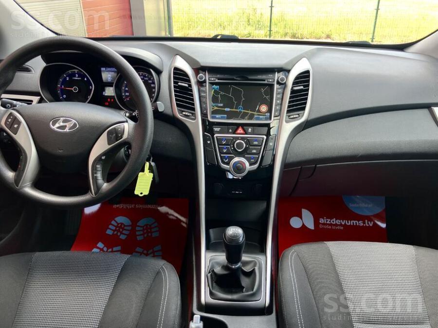 Brūns Hyundai i30 2014 Talsi, ar dzinēja tilpumu 1.40 L un nobraukumu 257 tūkst. km par 6500 €, foto 17 vietnē AUTOMOTO.COM.LV