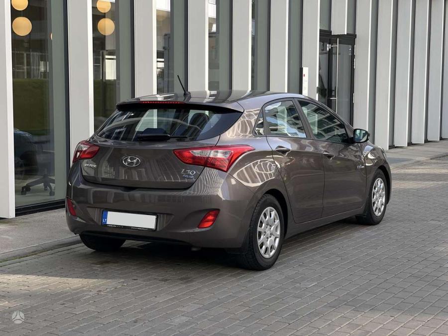 Коричневый Хендай i30 2014 в Вильнюс, объемом двигателя 1.59 л и пробегом 187 тыс. км за 4500 €, фото 5 на AUTOMOTO.COM.LV