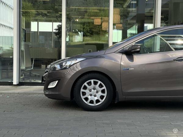 Коричневый Хендай i30 2014 в Вильнюс, объемом двигателя 1.59 л и пробегом 187 тыс. км за 4500 €, фото 8 на AUTOMOTO.COM.LV