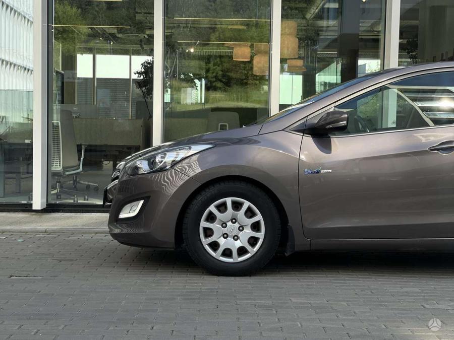 Коричневый Хендай i30 2014 в Вильнюс, объемом двигателя 1.59 л и пробегом 187 тыс. км за 4500 €, фото 9 на AUTOMOTO.COM.LV