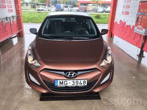 Brūns Hyundai i30 2014 Rīga, ar dzinēja tilpumu 1.40 L un nobraukumu 153 tūkst. km par 3850 €, foto 3 vietnē AUTOMOTO.COM.LV