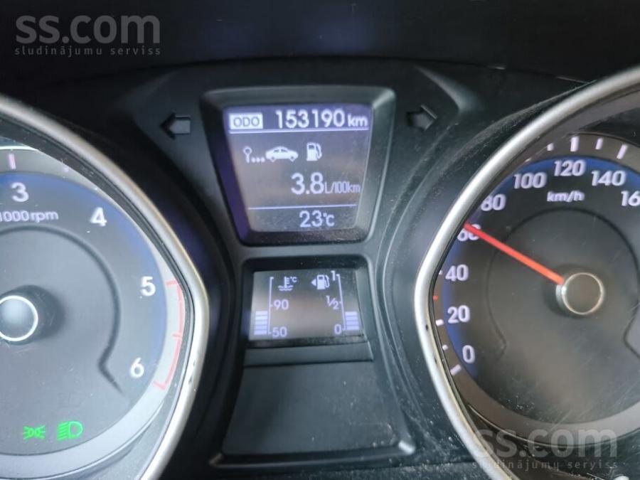 Brūns Hyundai i30 2014 Rīga, ar dzinēja tilpumu 1.40 L un nobraukumu 153 tūkst. km par 3850 €, foto 5 vietnē AUTOMOTO.COM.LV