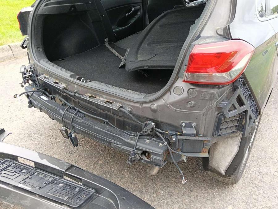 Brūns Hyundai i30 2017 Marijampole, ar dzinēja tilpumu 1.58 L un nobraukumu 374 tūkst. km par 4300 €, foto 12 vietnē AUTOMOTO.COM.LV