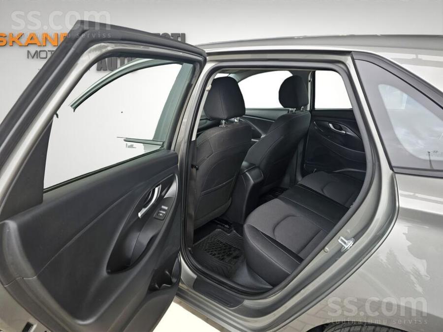 Brūns Hyundai i30 2019 Liepāja, ar dzinēja tilpumu 1.40 L un nobraukumu 48 tūkst. km par 9650 €, foto 8 vietnē AUTOMOTO.COM.LV