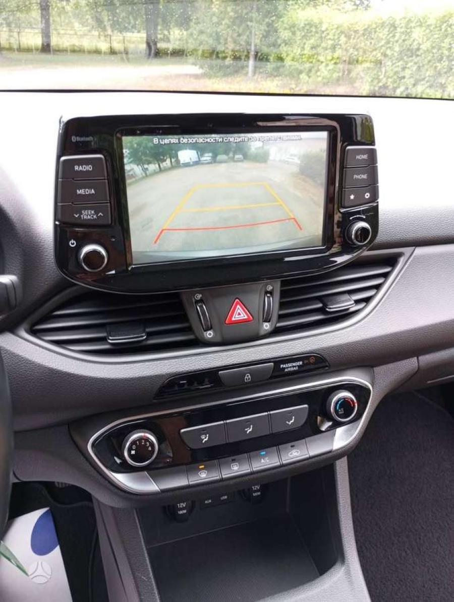 Brown Hyundai i30 2020 in Kelme, with an engine capacity of 1.40 L and mileage of 66 thousand km for 11500 €, photo 9 on AUTOMOTO.COM.LV