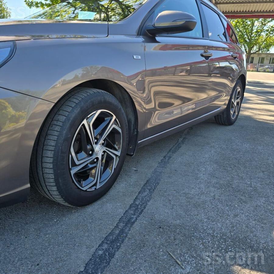 Brūns Hyundai i30 2021 Rīga, ar dzinēja tilpumu 1.00 L un nobraukumu 119 tūkst. km par 118500 €, foto 10 vietnē AUTOMOTO.COM.LV