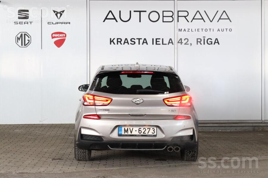Brown Hyundai i30 2021 in Riga, with an engine capacity of 1.40 L and mileage of 92 thousand km for 12990 €, photo 8 on AUTOMOTO.COM.LV
