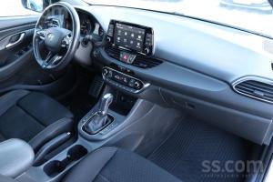 Brown Hyundai i30 2021 in Riga, with an engine capacity of 1.40 L and mileage of 92 thousand km for 12990 €, photo 27 on AUTOMOTO.COM.LV