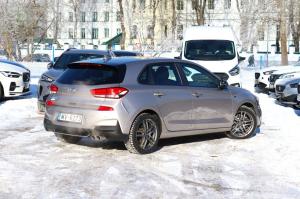 Brown Hyundai i30 2021 in Riga, with an engine capacity of 1.40 L and mileage of 92 thousand km for 12990 €, photo 31 on AUTOMOTO.COM.LV