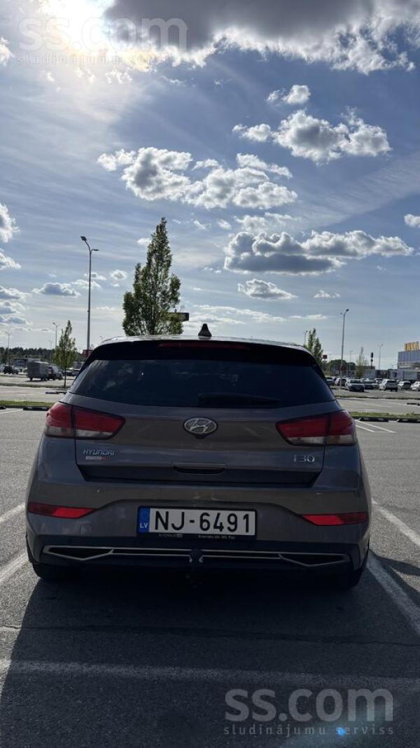 Brūns Hyundai i30 2022 Rīga, ar dzinēja tilpumu 1.00 L un nobraukumu 38 tūkst. km par 14500 €, foto 6 vietnē AUTOMOTO.COM.LV