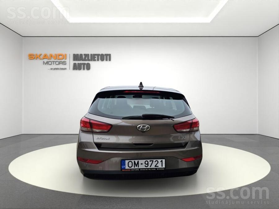 Коричневый Хендай i30 2022 в Лиепая, объемом двигателя 1.50 л и пробегом 52 тыс. км за 11990 €, фото 6 на AUTOMOTO.COM.LV