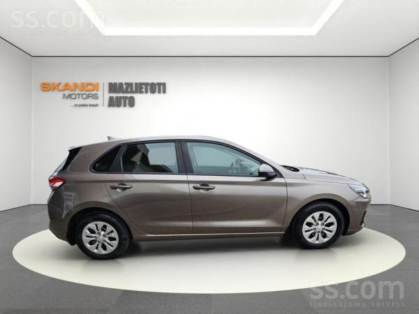 Коричневый Хендай i30 2022 в Лиепая, объемом двигателя 1.50 л и пробегом 52 тыс. км за 11990 €, фото 8 на AUTOMOTO.COM.LV