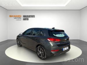 Brown Hyundai i30 2024 in Riga, with an engine capacity of 1.00 L and mileage of 27 thousand km for 17790 €, photo 4 on AUTOMOTO.COM.LV