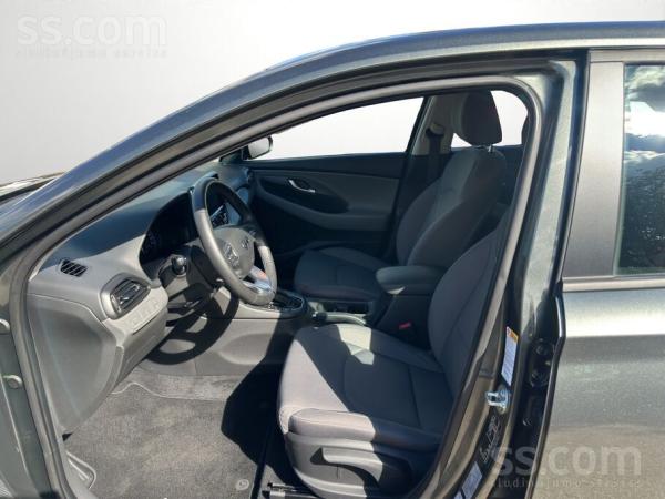 Brown Hyundai i30 2024 in Riga, with an engine capacity of 1.00 L and mileage of 27 thousand km for 17790 €, photo 9 on AUTOMOTO.COM.LV