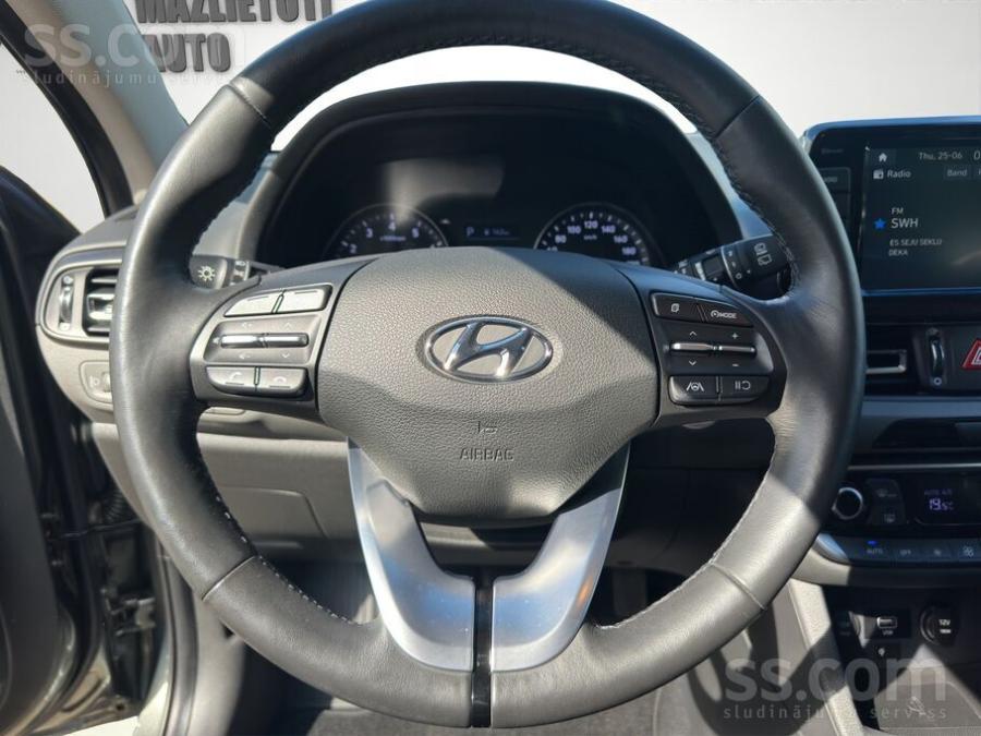 Brown Hyundai i30 2024 in Riga, with an engine capacity of 1.00 L and mileage of 27 thousand km for 17790 €, photo 12 on AUTOMOTO.COM.LV