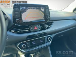 Brown Hyundai i30 2024 in Riga, with an engine capacity of 1.00 L and mileage of 27 thousand km for 17790 €, photo 14 on AUTOMOTO.COM.LV