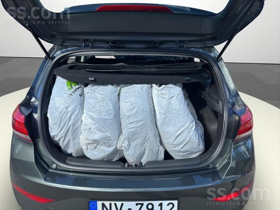 Brown Hyundai i30 2024 in Riga, with an engine capacity of 1.00 L and mileage of 27 thousand km for 17790 €, photo 20 on AUTOMOTO.COM.LV