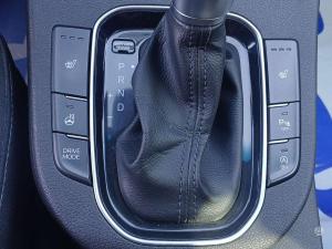 Brown Hyundai i30 2018 in Vilnius, with an engine capacity of 1.60 L and mileage of 175 thousand km for 7590 €, photo 12 on AUTOMOTO.COM.LV