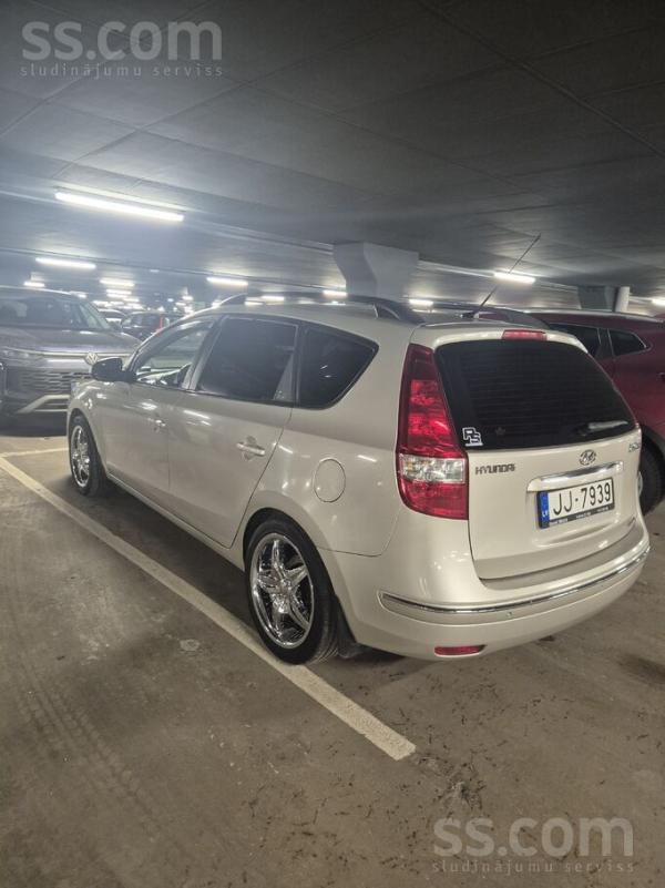Brūns Hyundai i30 2008 Rīga, ar dzinēja tilpumu 2.00 L un nobraukumu 147 tūkst. km par 2900 €, foto 1 vietnē AUTOMOTO.COM.LV