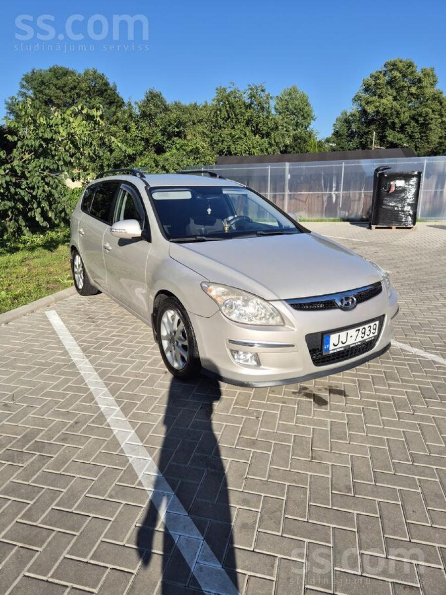 Коричневый Хендай i30 2008 в Рига, объемом двигателя 2.00 л и пробегом 152 тыс. км за 2800 €, фото 3 на AUTOMOTO.COM.LV