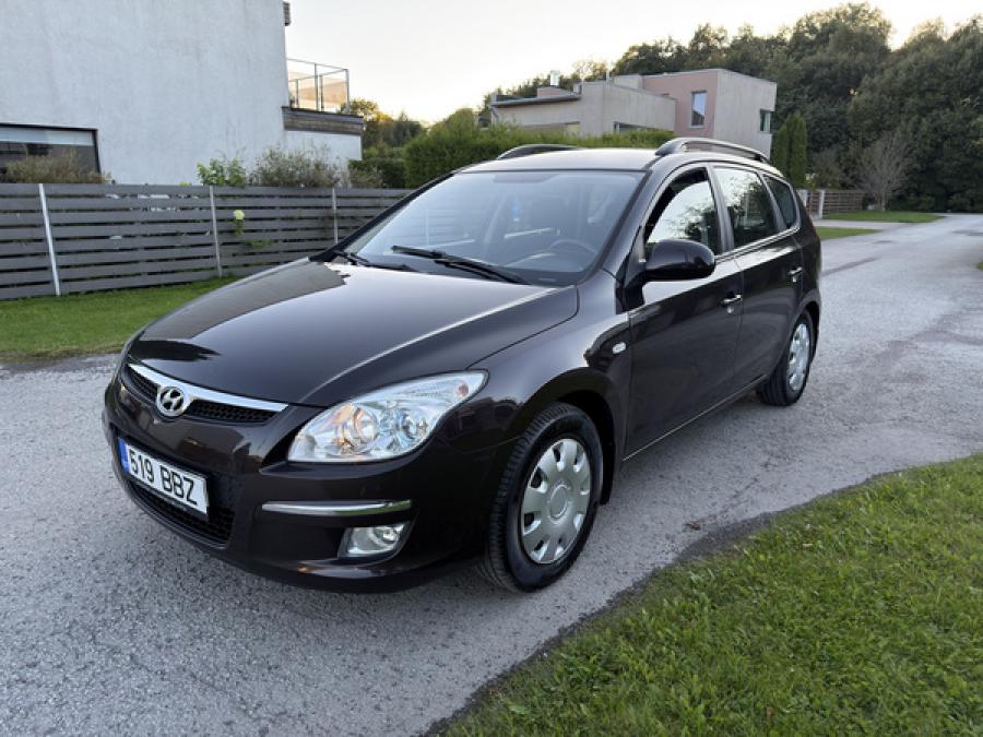 Коричневый Хендай i30 2009 в Таллин, объемом двигателя 1.60 л и пробегом 140 тыс. км за 2900 €, фото 3 на AUTOMOTO.COM.LV