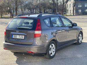 Brown Hyundai i30 2011 in Tartu, with an engine capacity of 1.60 L and mileage of 426 thousand km for 2490 €, photo 4 on AUTOMOTO.COM.LV