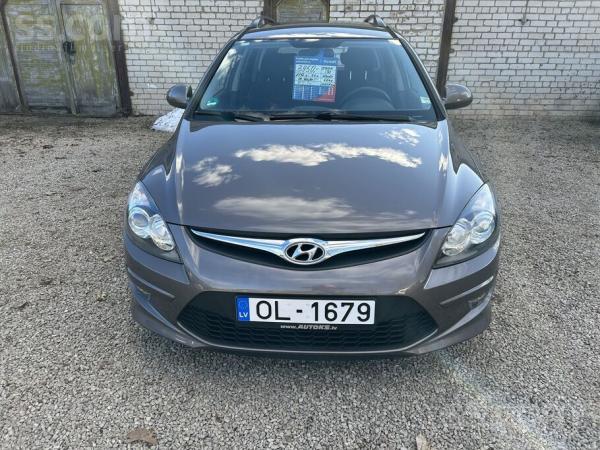 Brūns Hyundai i30 2012 Limbaži, ar dzinēja tilpumu 1.60 L un nobraukumu 201 tūkst. km par 3950 €, foto 2 vietnē AUTOMOTO.COM.LV