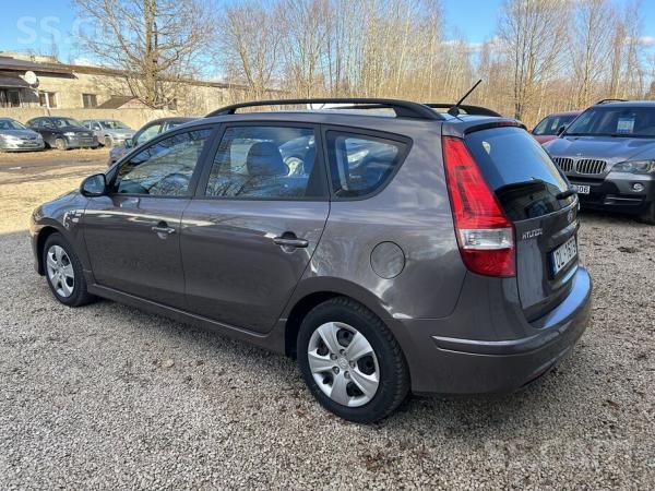Brūns Hyundai i30 2012 Limbaži, ar dzinēja tilpumu 1.60 L un nobraukumu 201 tūkst. km par 3950 €, foto 6 vietnē AUTOMOTO.COM.LV