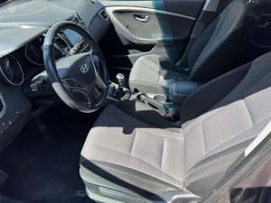 Brown Hyundai i30 2012 in Taurage, with an engine capacity of 1.58 L and mileage of 235 thousand km for 3200 €, photo 12 on AUTOMOTO.COM.LV