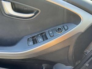 Brown Hyundai i30 2012 in Taurage, with an engine capacity of 1.58 L and mileage of 235 thousand km for 3200 €, photo 13 on AUTOMOTO.COM.LV