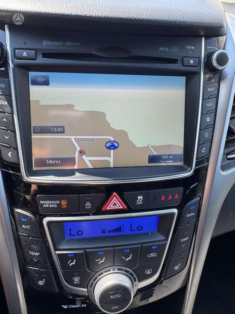 Brown Hyundai i30 2012 in Taurage, with an engine capacity of 1.58 L and mileage of 235 thousand km for 3200 €, photo 16 on AUTOMOTO.COM.LV
