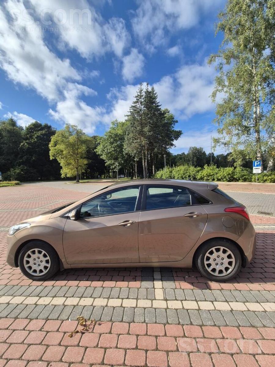 Brūns Hyundai i30 2012 Rīga, ar dzinēja tilpumu 1.60 L un nobraukumu 324 tūkst. km par 3400 €, foto 6 vietnē AUTOMOTO.COM.LV