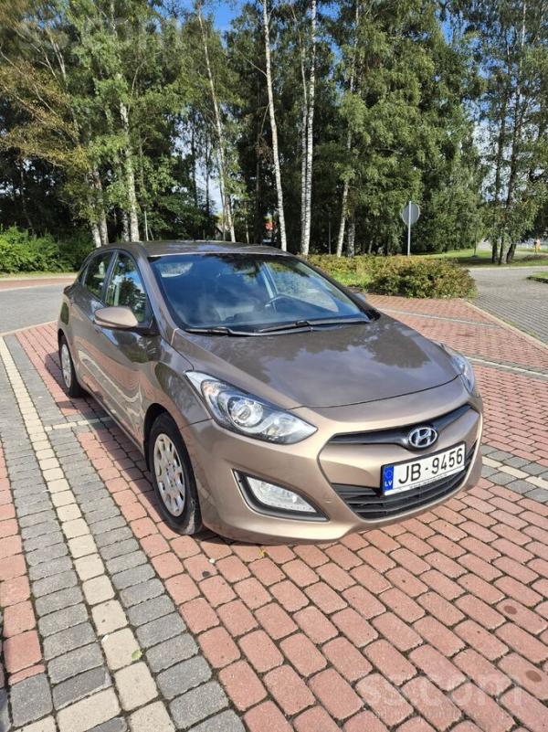 Brūns Hyundai i30 2012 Rīga, ar dzinēja tilpumu 1.60 L un nobraukumu 324 tūkst. km par 3400 €, foto 3 vietnē AUTOMOTO.COM.LV