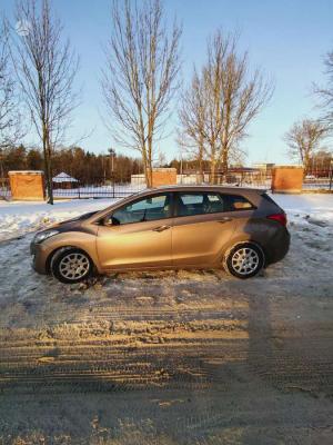 Brūns Hyundai i30 2013 Viļņa, ar dzinēja tilpumu 1.59 L un nobraukumu 212 tūkst. km par 4900 €, foto 3 vietnē AUTOMOTO.COM.LV