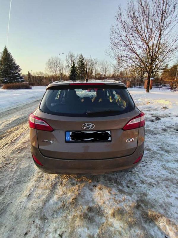 Brūns Hyundai i30 2013 Viļņa, ar dzinēja tilpumu 1.59 L un nobraukumu 212 tūkst. km par 4900 €, foto 4 vietnē AUTOMOTO.COM.LV