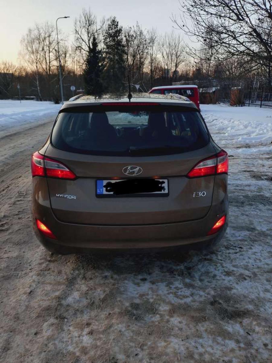 Brūns Hyundai i30 2013 Viļņa, ar dzinēja tilpumu 1.59 L un nobraukumu 212 tūkst. km par 4900 €, foto 7 vietnē AUTOMOTO.COM.LV
